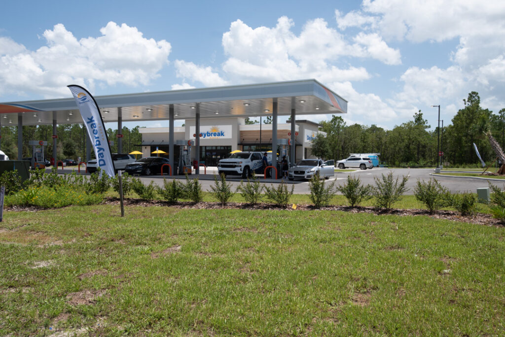 Daybreak Market – PARK & ELEAZER